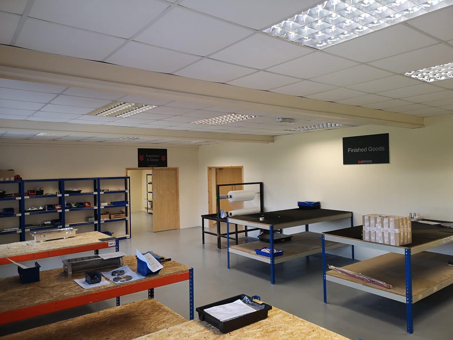 Workshop Tables | I&G Engineering - I&G Engineering